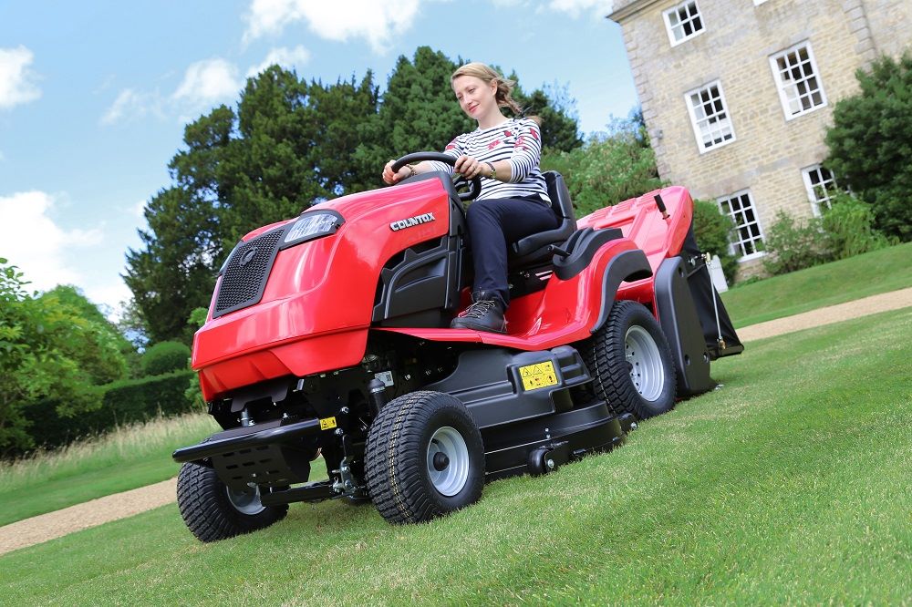Countax Garden Tractors - T H WHITE Country Stores